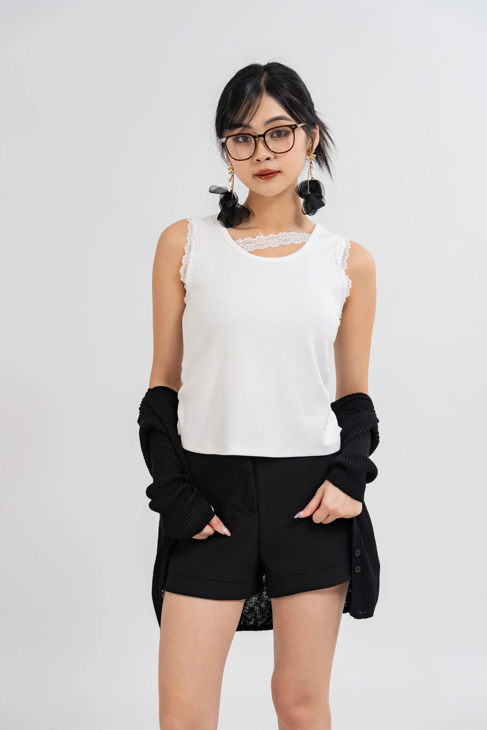 Lace Sleeveless Top - DEES