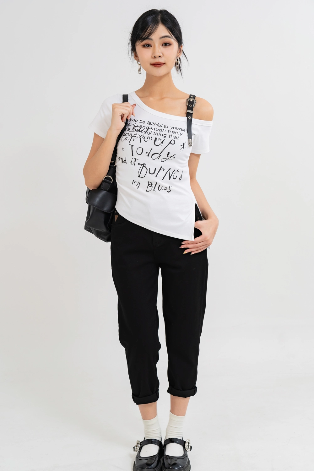 Asymmetrical Word Printted Top - DEES