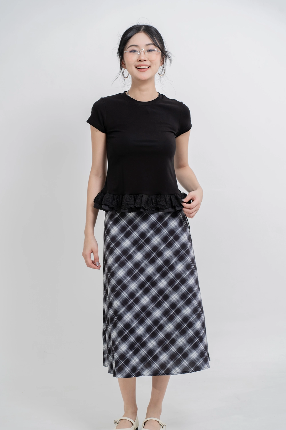 Lace Hem Tee - DEES